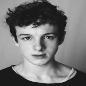 Louis Hynes Birthday, Real Name, Age, Weight, Height, Family, Facts ...
