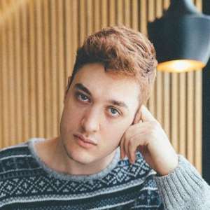 Andrew Quo Birthday, Real Name, Age, Weight, Height, Family, Facts ...