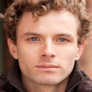 Sebastian Pigott Birthday, Real Name, Age, Weight, Height, Family ...