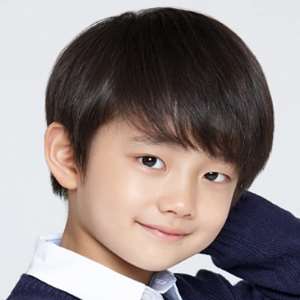 Jeong Hyun joon Birthday, Real Name, Age, Weight, Height, Family, Facts ...