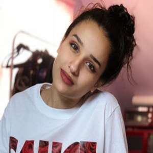 Dounya Zayer Birthday, Real Name, Age, Weight, Height, Family, Facts ...