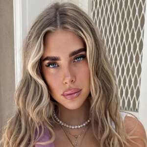 Jamie Stone (Instagram Star) Birthday, Real Name, Age, Weight, Height ...