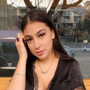 Isabella Fusco Birthday, Real Name, Age, Weight, Height, Family, Facts ...