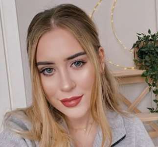 Cleo Toms Birthday, Real Name, Age, Weight, Height, Family, Facts ...