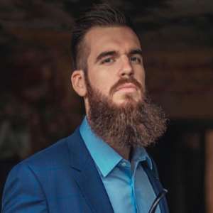 Isaac Butterfield Birthday, Real Name, Age, Weight, Height, Family ...