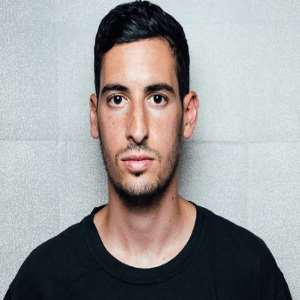 Elliot Tebele Birthday, Real Name, Age, Weight, Height, Family, Facts ...