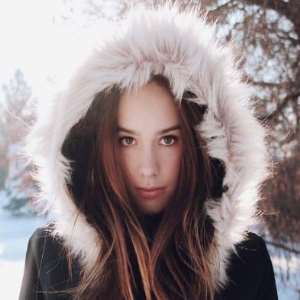 Makenzie Raine Birthday, Real Name, Age, Weight, Height, Family, Facts ...