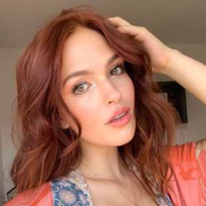 Lily Kincade Birthday, Real Name, Age, Weight, Height, Family, Facts ...