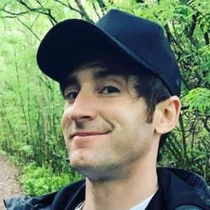 Luzu (YouTuber) Birthday, Real Name, Age, Weight, Height, Family, Facts ...