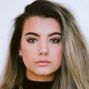 Sarah Jade Bleau Birthday, Real Name, Age, Weight, Height, Family ...