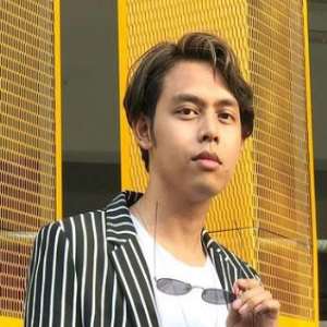 Hez Hazmi Birthday, Real Name, Age, Weight, Height, Family, Facts ...