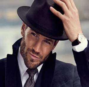 Austin Stowell Birthday, Real Name, Age, Weight, Height, Family, Facts ...