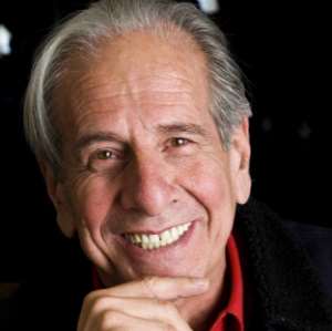 Chaim Topol Birthday, Real Name, Age, Weight, Height, Family, Facts ...