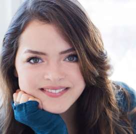 Kelsey Fowler Birthday, Real Name, Age, Weight, Height, Family, Facts ...