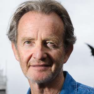 Anton Lesser Birthday, Real Name, Age, Weight, Height, Family, Facts ...