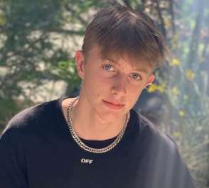 Rush Holland Butler Birthday, Real Name, Age, Weight, Height, Family ...