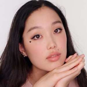 Nina Yu Birthday, Real Name, Age, Weight, Height, Family, Facts ...