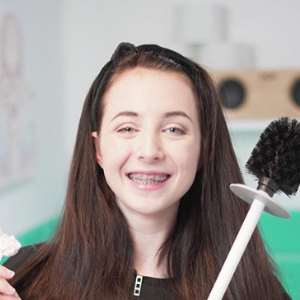 Sara Dol Birthday, Real Name, Age, Weight, Height, Family, Facts ...