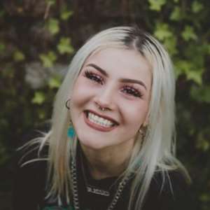 Taty Popach Birthday, Real Name, Age, Weight, Height, Family, Facts ...