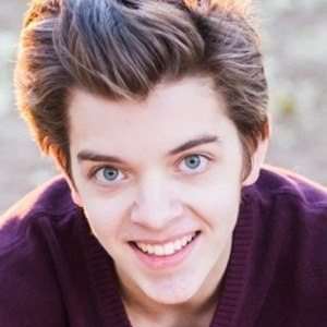 Taylor Bybee Birthday, Real Name, Age, Weight, Height, Family, Facts ...