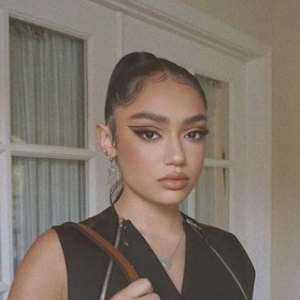 Avani Gregg Birthday, Real Name, Age, Weight, Height, Family, Facts ...