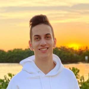 Moose (YouTuber) Birthday, Real Name, Age, Weight, Height, Family ...
