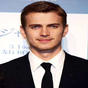 Hayden Christensen Birthday, Real Name, Age, Weight, Height, Family ...