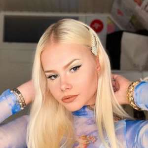 Jennifer Erica Birthday, Real Name, Age, Weight, Height, Family, Facts ...