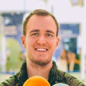 Jake Thompson Birthday, Real Name, Age, Weight, Height, Family, Facts ...