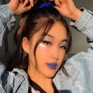 Ivy Li's Instagram, Twitter & Facebook on IDCrawl