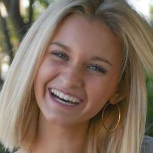 Emily Bee Birthday, Real Name, Age, Weight, Height, Family, Facts ...