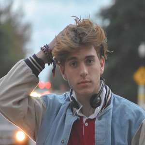 Johnny Pasqualone Birthday, Real Name, Age, Weight, Height, Family ...