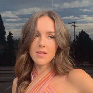 Emma Rose Leger Birthday, Real Name, Age, Weight, Height, Family, Facts ...