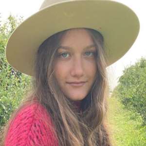 Maria Shabalin Birthday, Real Name, Age, Weight, Height, Family, Facts ...