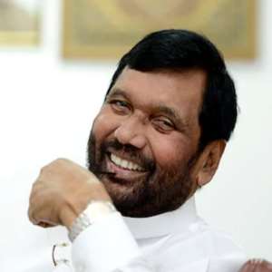 Ram Vilas Paswan Birthday, Real Name, Age, Weight, Height, Family ...