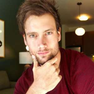 Connor Murphy Birthday, Real Name, Age, Weight, Height, Family, Facts ...