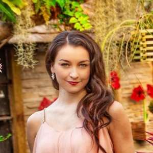 Ann Pirvu Birthday, Real Name, Age, Weight, Height, Family, Facts ...