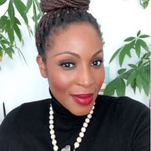 Lisa Berry Birthday, Real Name, Age, Weight, Height, Family, Facts ...