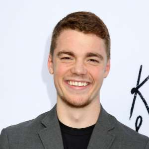 Gabriel Basso Birthday, Real Name, Age, Weight, Height, Family, Facts ...