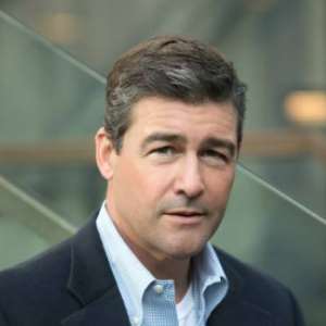 Kyle Chandler Birthday, Real Name, Age, Weight, Height, Family, Facts ...