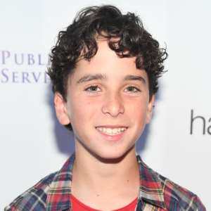 Jason Drucker Birthday, Real Name, Age, Weight, Height, Family, Facts ...