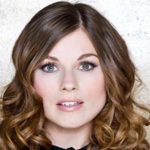 Meghan Heffern Birthday, Real Name, Age, Weight, Height, Family, Facts ...