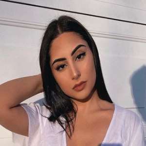 Maral Abedin Birthday, Real Name, Age, Weight, Height, Family, Facts ...