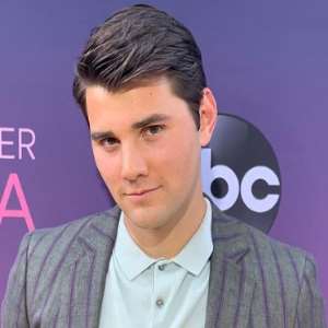 JT Neal Birthday, Real Name, Age, Weight, Height, Family, Facts ...