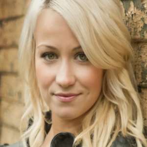 Chelsey Reist Birthday, Real Name, Age, Weight, Height, Family, Facts ...