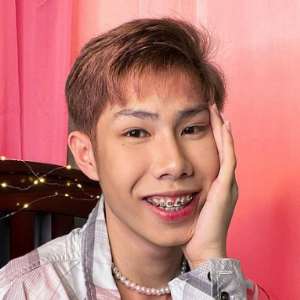 Reniel Reyes Birthday, Real Name, Age, Weight, Height, Family, Facts ...