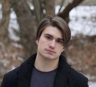 Tom Flynn (YouTuber) Birthday, Real Name, Age, Weight, Height, Family ...
