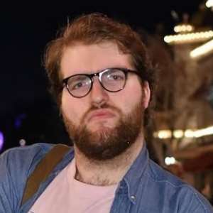 Quinton Reviews Birthday, Real Name, Age, Weight, Height, Family, Facts ...