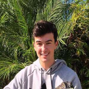 Mickey Nucci Birthday, Real Name, Age, Weight, Height, Family, Facts ...