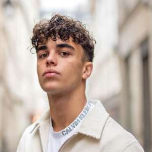 Raphael Curron Birthday, Real Name, Age, Weight, Height, Family, Facts ...